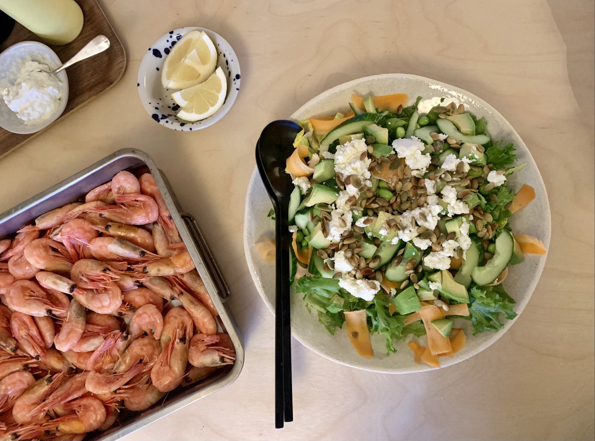 Sommermiddag: Frisk salat og reker - Lev med diabetes.no